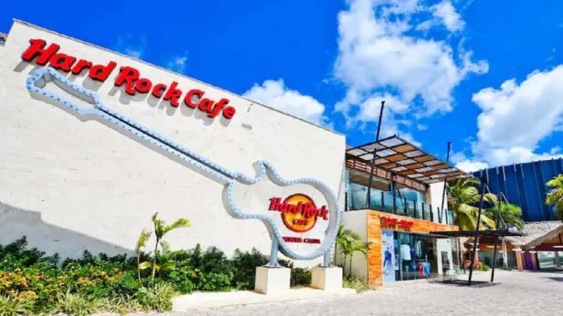 Punta Cana: Shopping Tour with Tastings and Pickup